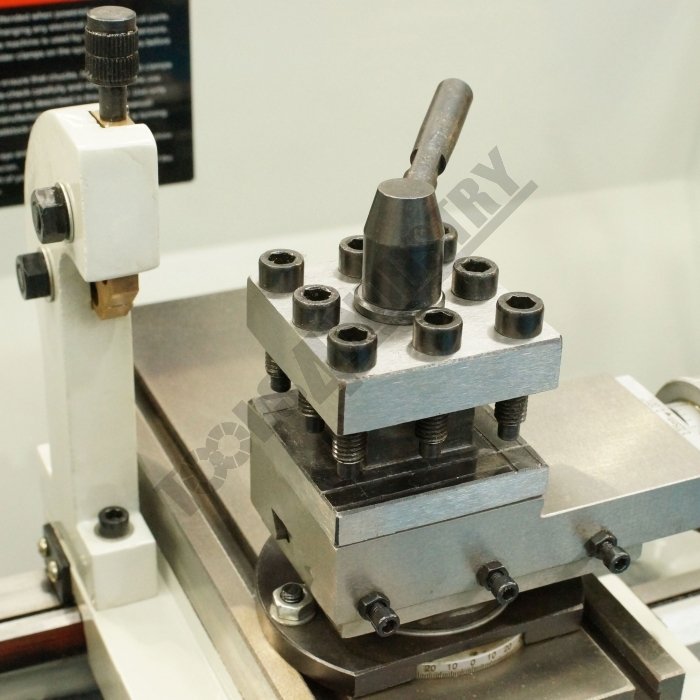 L160 - AL-51G Bench Lathe | t4i.com.au