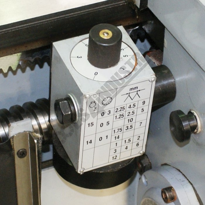 L664D - CK-100 Centre Lathe | t4i.com.au