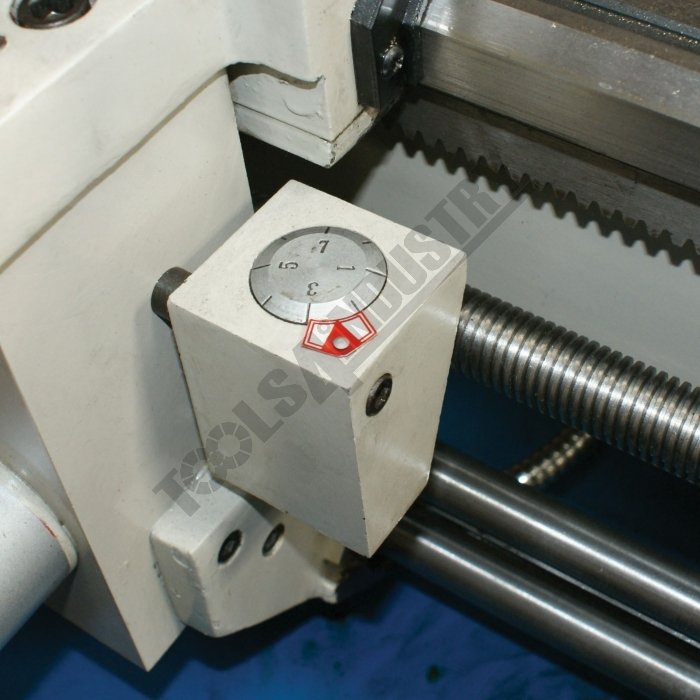 L682 - AL-336 Centre Lathe | t4i.com.au