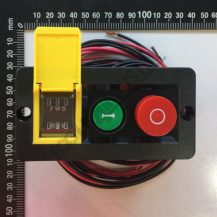 LC669 - #323 SWITCH ON/OFF FWD/REV | t4i.com.au